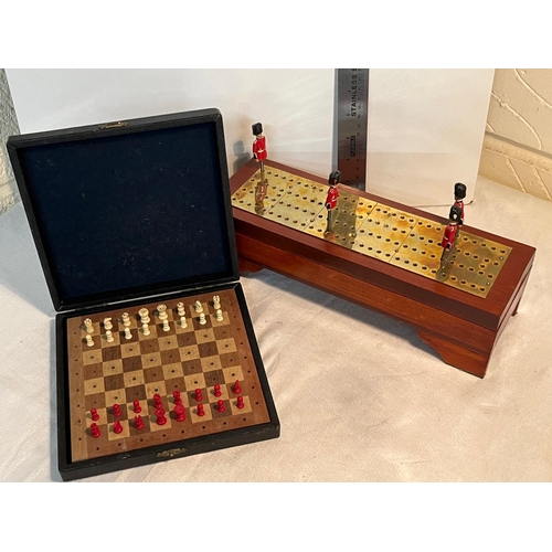 CRIBBAGE BOARD AND BOXED CHESS SET