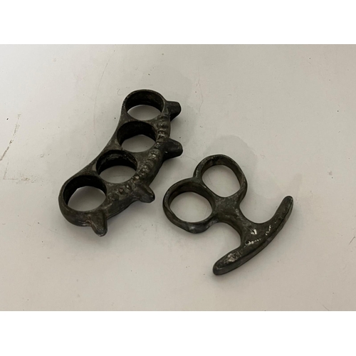 BRITISH DATED 1916 WW1 KNUCKLE DUSTER BROAD ARROW STAMPED 2 FINGER