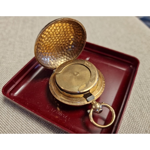 9ct Gold Sovereign Coin Holder - 15.9g