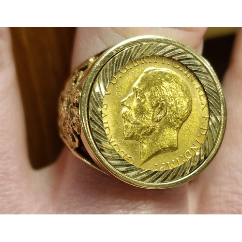 22ct Gold Half Sovereign Ring w/9ct Band - 10.95g