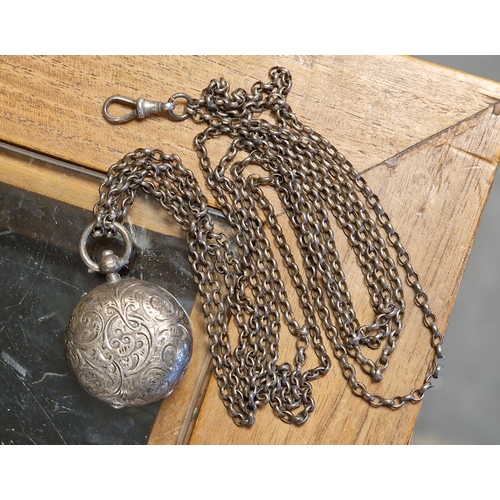 Silver (Sterling) Sovereign Holder & Muff Chain - 63g