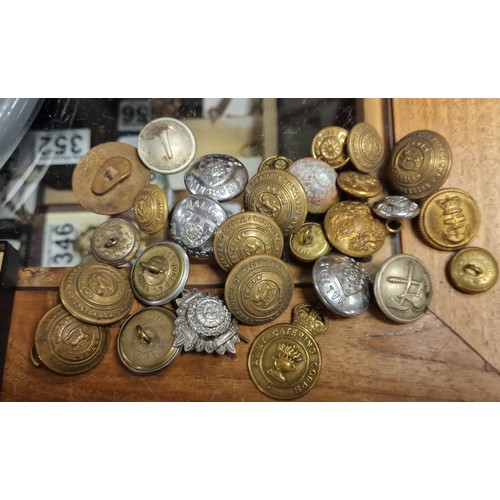 Group of Militaria Army Officer & Regiment Buttons