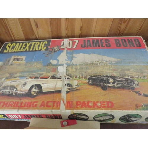 James Bond 007 Boxed Scalectrix Set