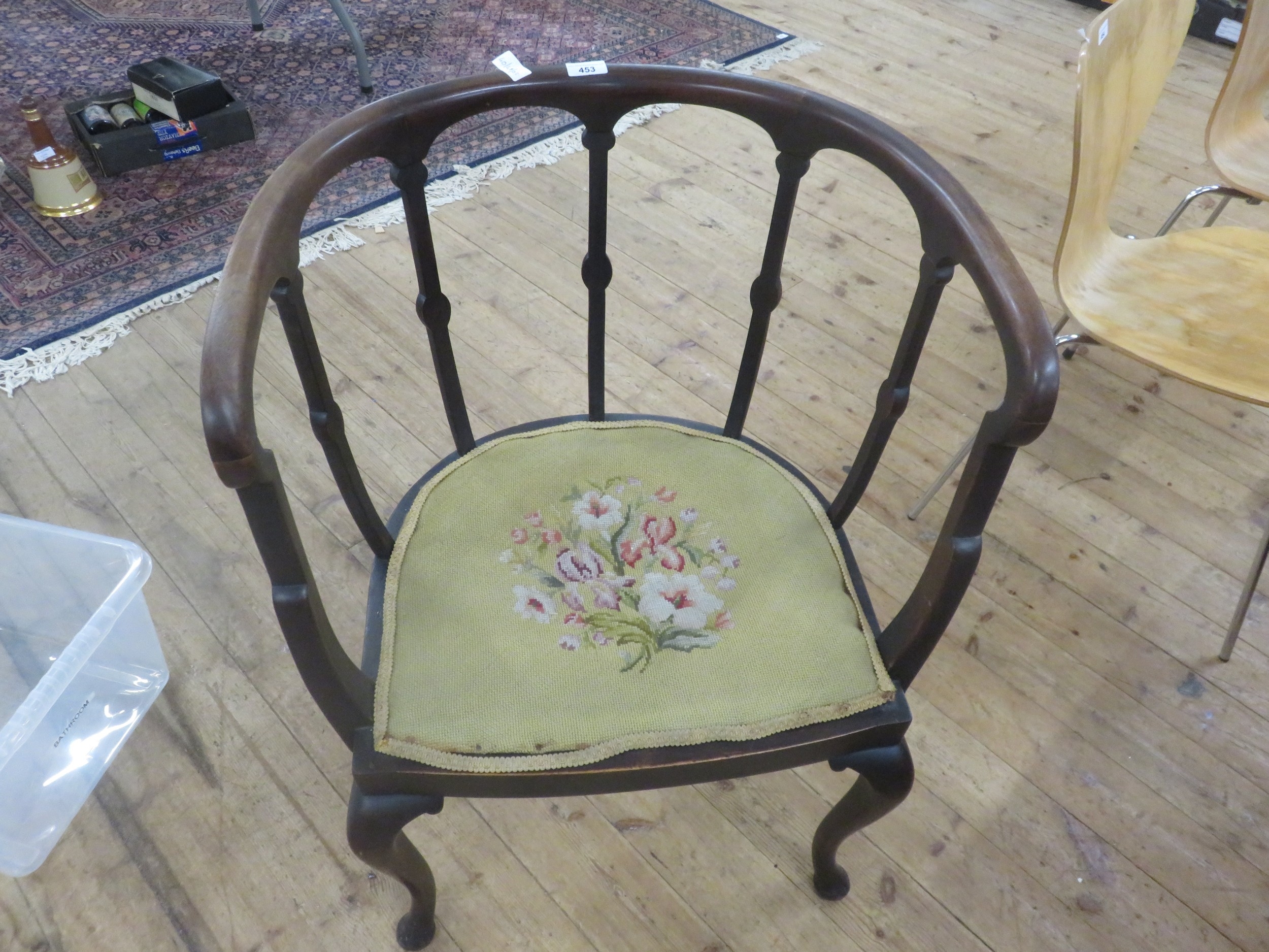 Spindle Tub Chair