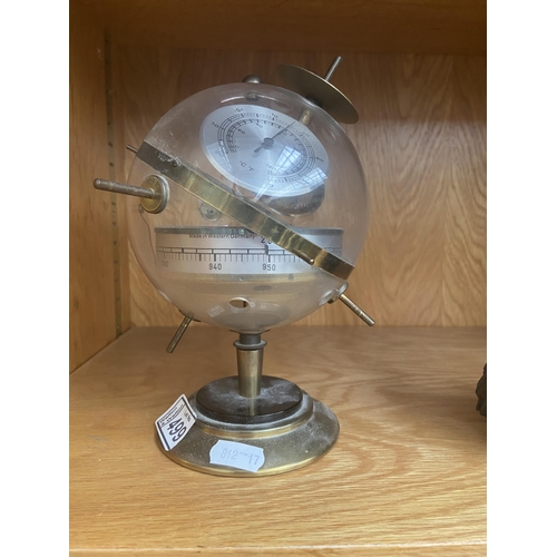 Vintage Sputnik West German weather station/ barometer