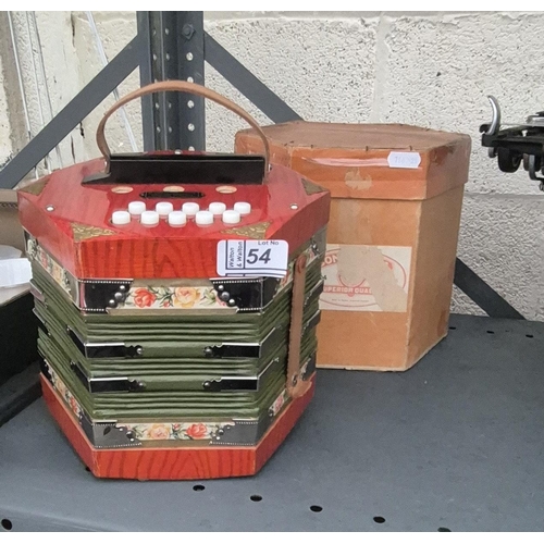 Vintage Scholer No. 504 concertina (excellent condition)