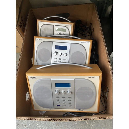 Box containing 3 Pure Evoke radios