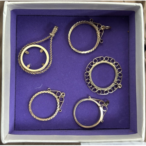 5 9ct Gold half sovereign mounts, 7.9g - Only 10% buyer's premium