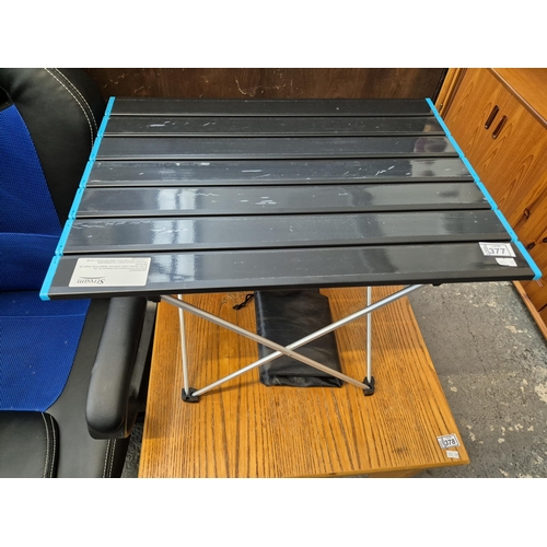 Stream camping table