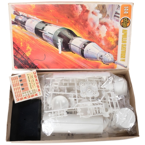 An Airfix 144th scale Apollo Saturn V model kit, catalogue no. SK911 ...