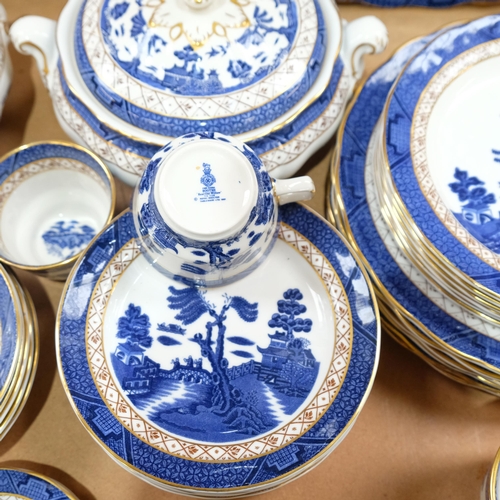Booths Real Old Willow pattern dinner service, including tureens and ...