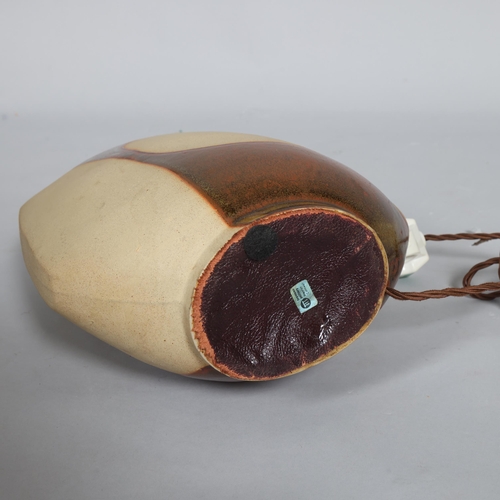 Peter Ellery for Tremaen pottery, Newlyn, a 1960s' "Nanceddan" model ...