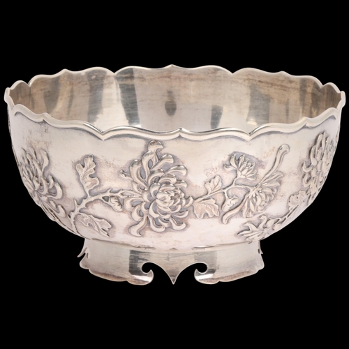 A fine Chinese silver bowl, retailed by Sing Fat, early 20th century ...