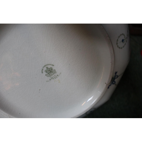 Royal Corona ware Stella pattern Washbowl and assorted Ceramics