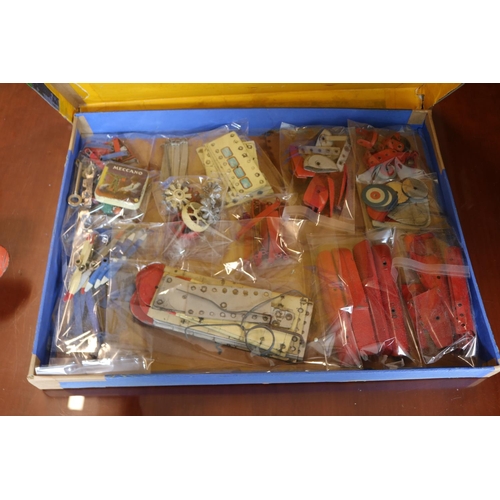 Meccano, Aeroplane Constructor Set No. 1, Plane has been constructed ...