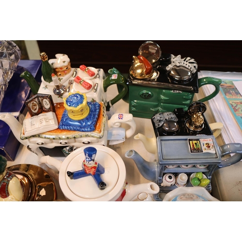 231B - Collection of Novelty Teapots to include Zeon Police Box, Wade ...