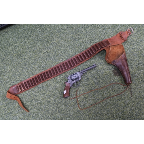 102 - Robert Adams Ideal Model Cap gun and Leather Holster Belt