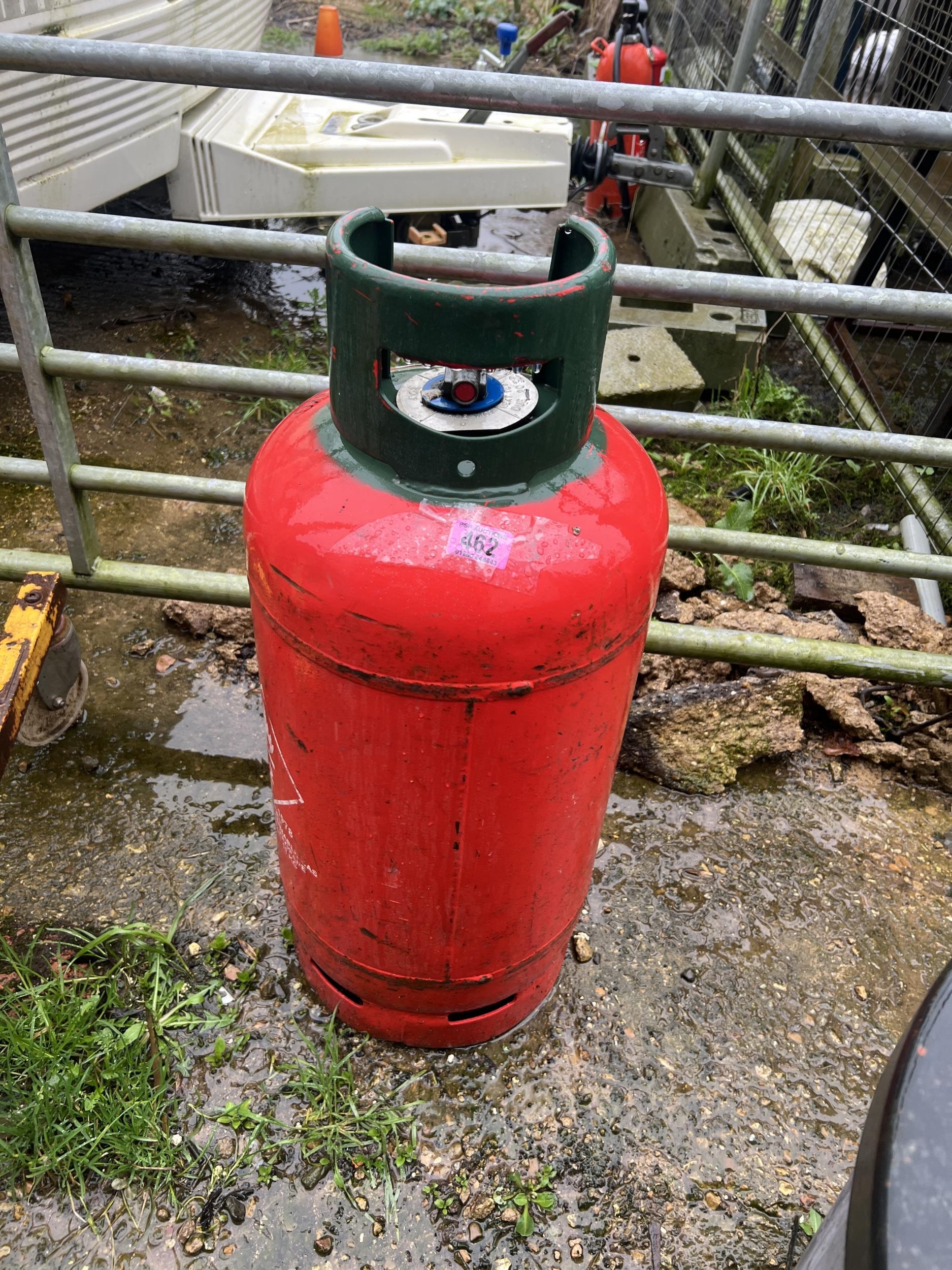 Empty gas bottle