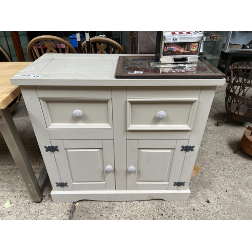 Painted pine unit