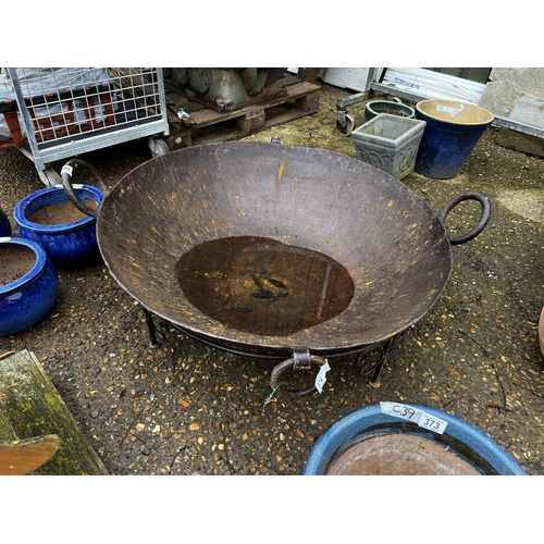 h390 extra large fire pit