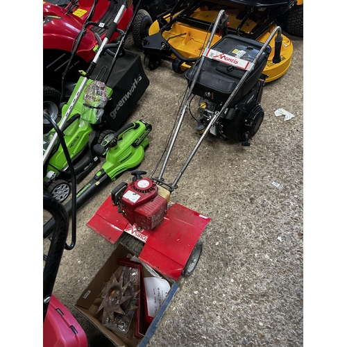 Mantis petrol lawn dethatcher