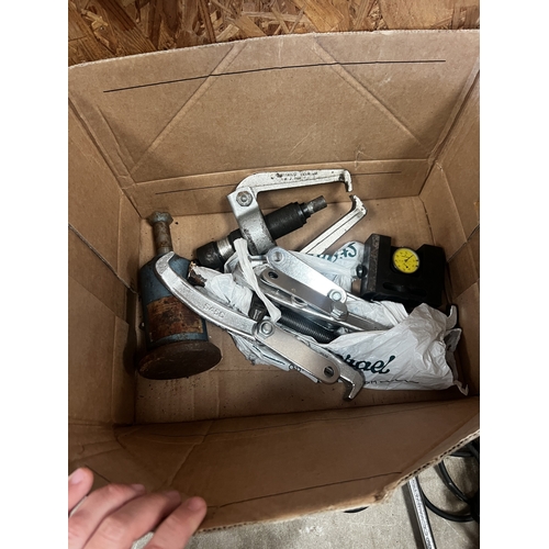 box of pullers