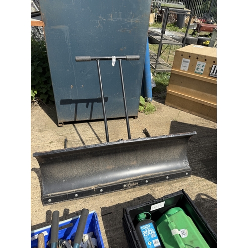 Stiga grain/snow shovel