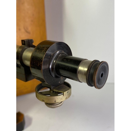 A CARL ZEISS scientific instrument boxed