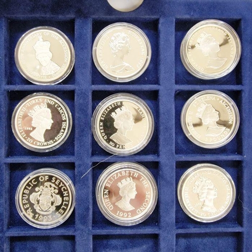 Elizabeth II (1952-2022), Proof Silver Royal Family Commemorative Coin ...