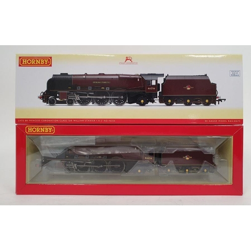 Hornby R3555 00 gauge locomotive and tender, Late BR 4-6-2 '46256 ...