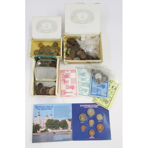 Pre 47 silver coins, 850 g, together with 1983 uncirculated coin set ...