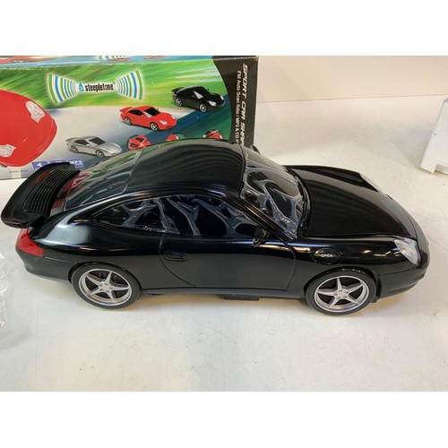 Steepletone Car-Shaped FM Autoscan Radio CD and MP3 Player