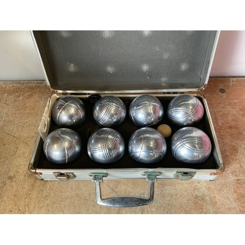 Set of Boules