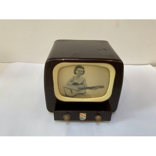 Gantoy Vintage 1950’s Bakelite TV/Music Box with Moving Hologram Front ...