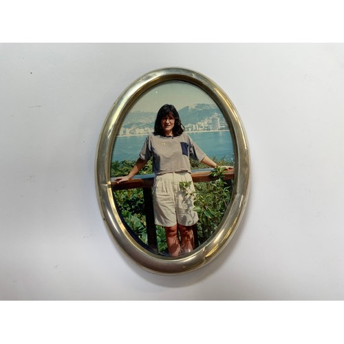 Oval Silver Photo Frame