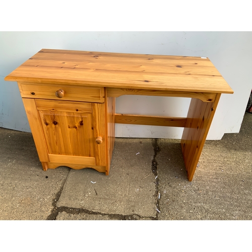 Pine Dressing Table