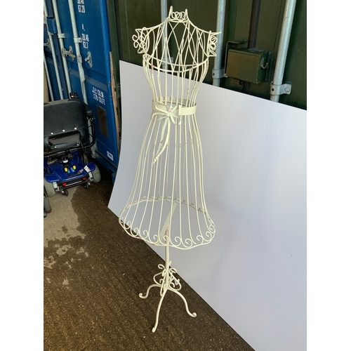 Wire Mannequin