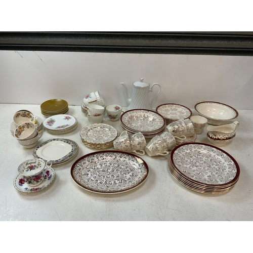Washington Pottery Part Dinner Service and Other China