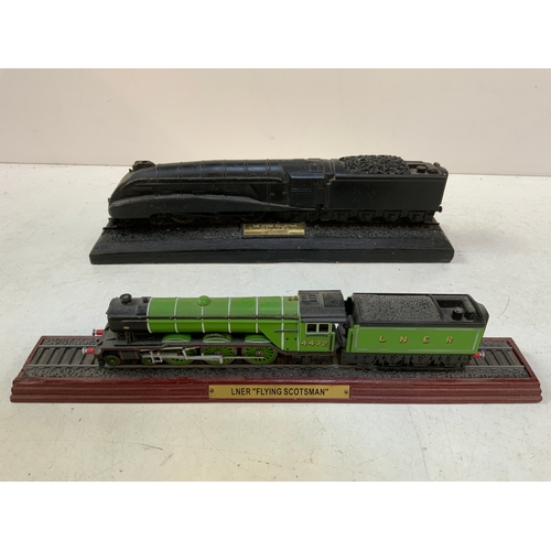 2x Model Trains - Mallard and Flying Scotsman