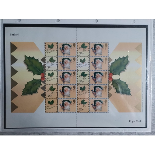 SMILER SHEETS. Consignia 2001 Cracker and Robin sheets UM. LS2/3a. Cat ...
