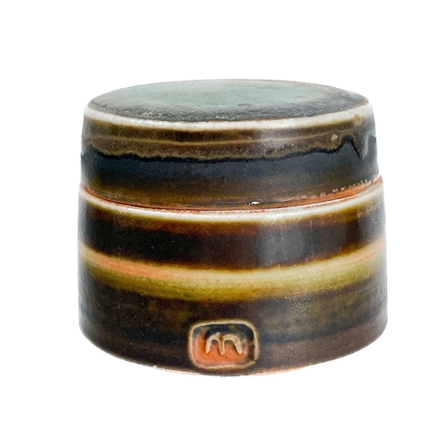 Two ceramics Mary RICH (1940) Lidded pot Ceramic, impressed seal ...