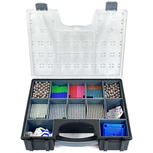 Geomag Construction Toy A compartmentalised carrying case containing ...