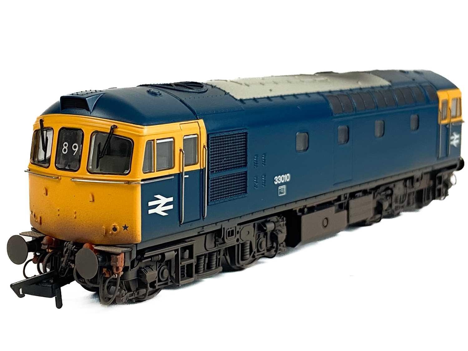 Heljan BR BRCW D6500 - D6597 (Class 33) Diesels Comprising set 1095: BR ...