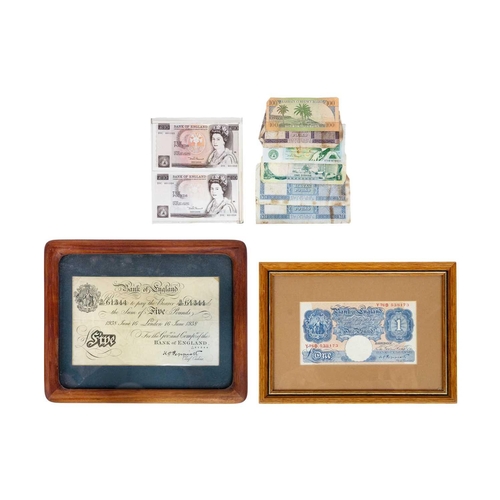 GB and Foreign bank notes including error £10 note A box comprising: 1 ...