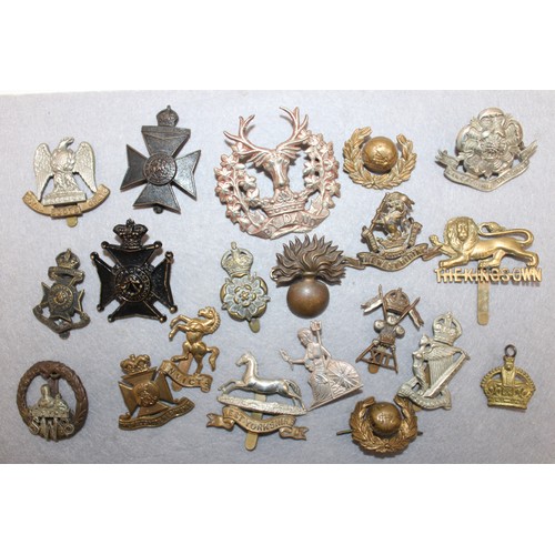 Selection Of 20 Military Cap Badges - Various Conditions