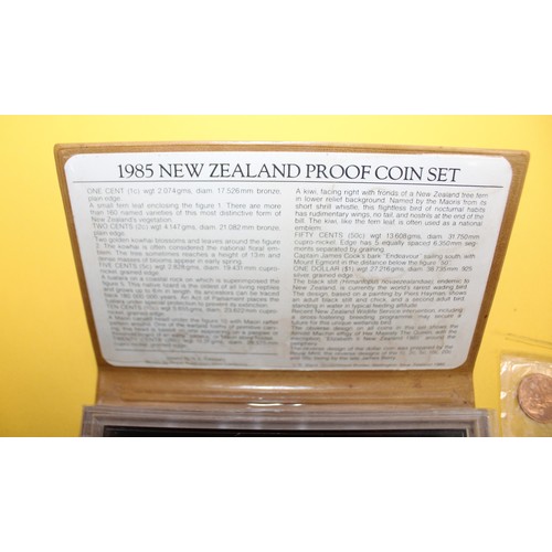 Two New Zealand Coin Sets Inc-1967 UC Coins & 1985 Proof Coin Set