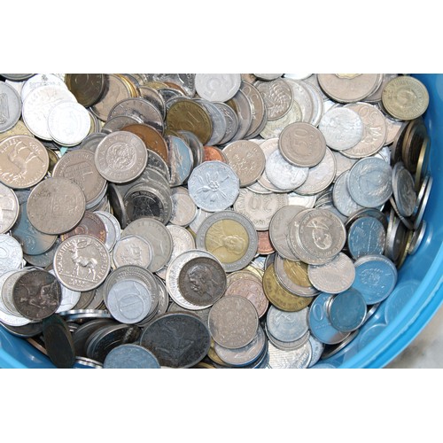 A Large Quantity Of 5KG Mixed Worldwide Coins