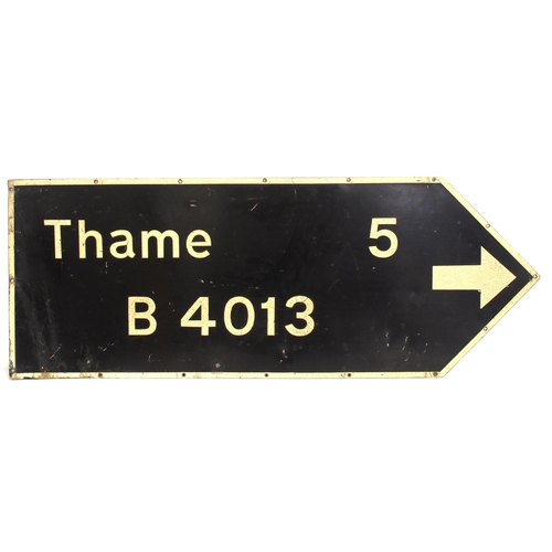 361 - Three road signs, Oxfordshire experimental