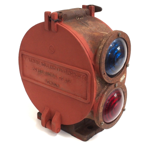 579 - London Underground colour light signal head manufactured by ...