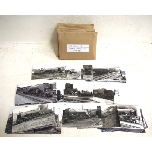 897 - Approx. 250 postcard sized prints of BR(E) Locomotives in the ...